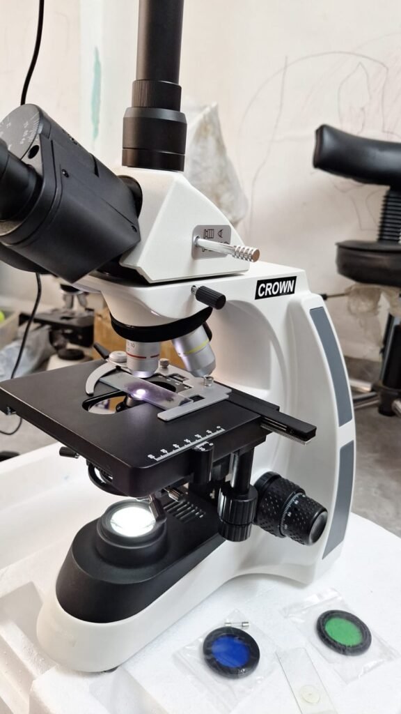 Particle Analyzer Microscope - Shreyal Medico lab Industries